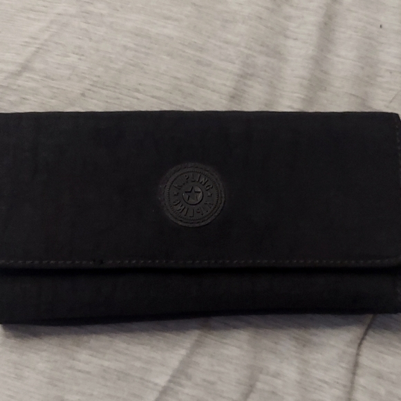 Kipling | Bags | Kipling Moneyland Snap Wallet | Poshmark